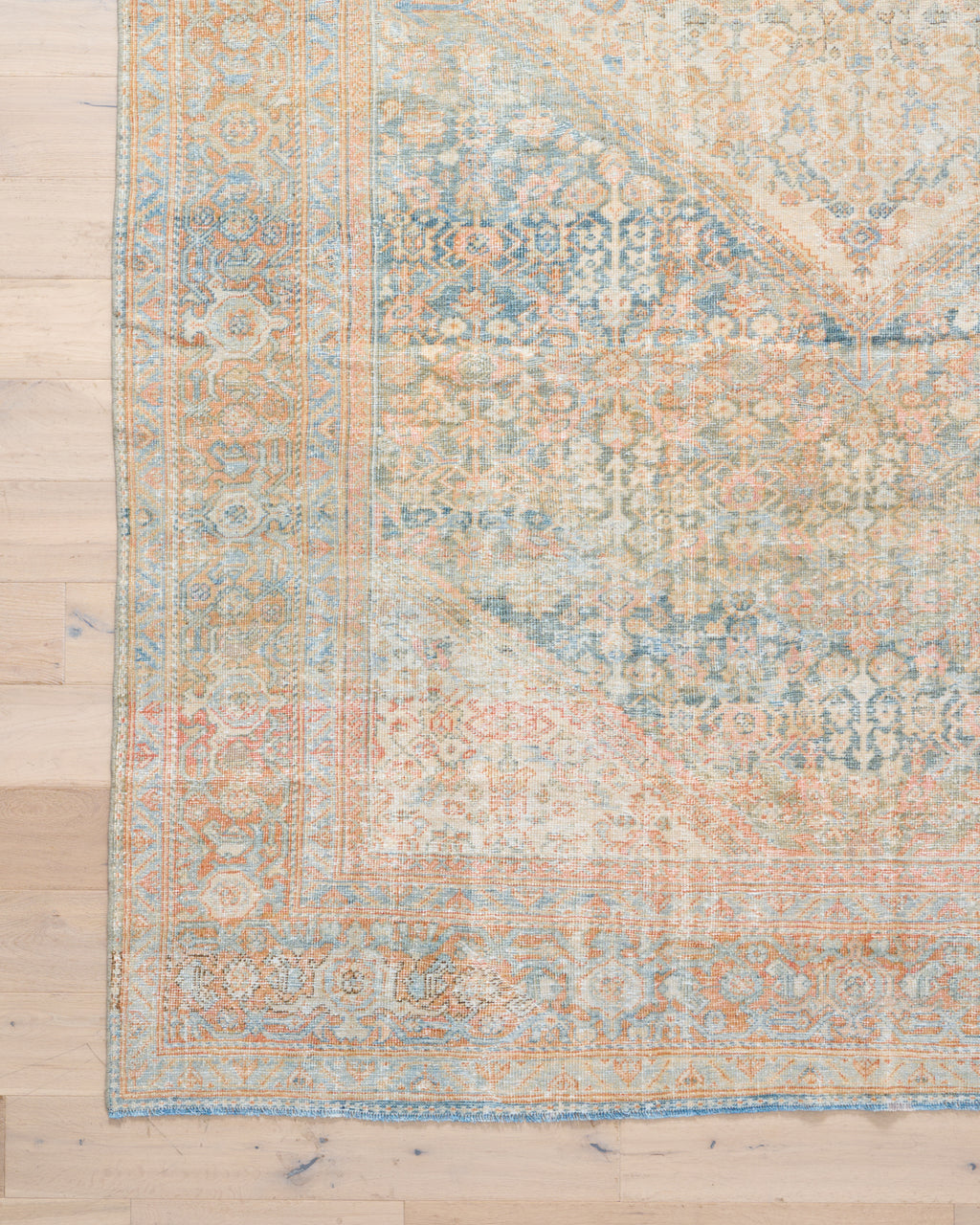 ROBERTS (7 X 10) – The Vintage Rug Shop