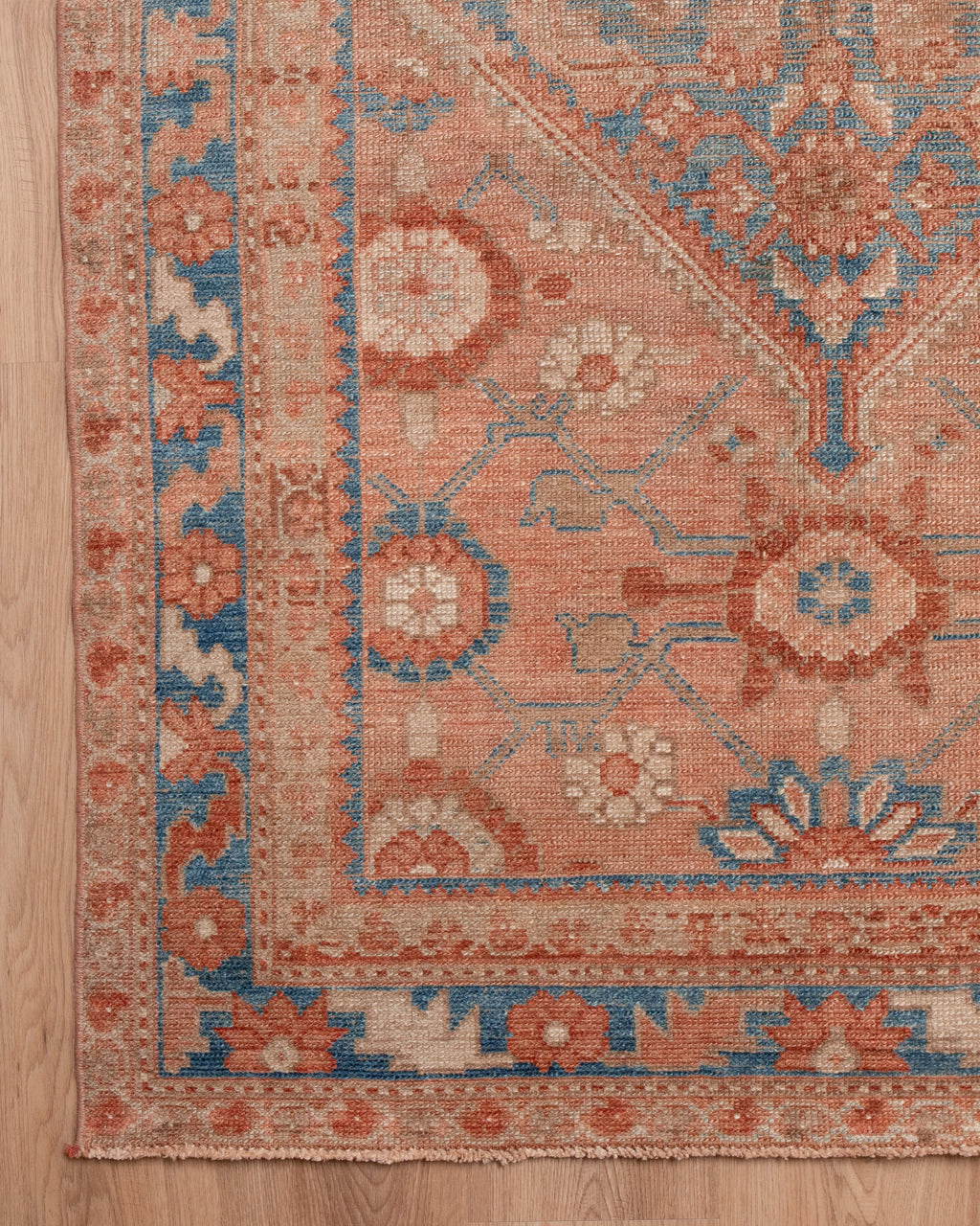 SINCLAIR (3 x 6) – The Vintage Rug Shop